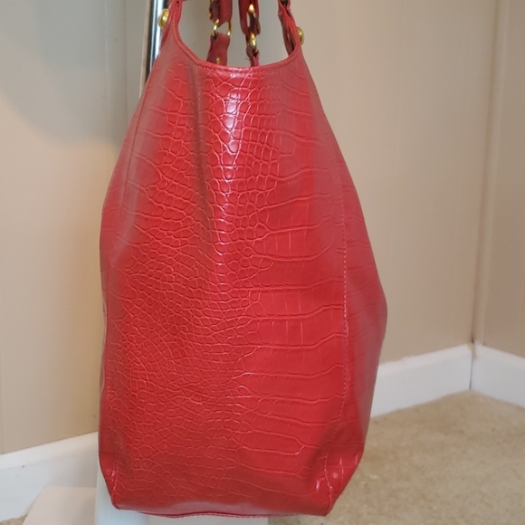 Braciano | Bags | Braciano Red Gold Croc Embossed Hobo Bag | Poshmark